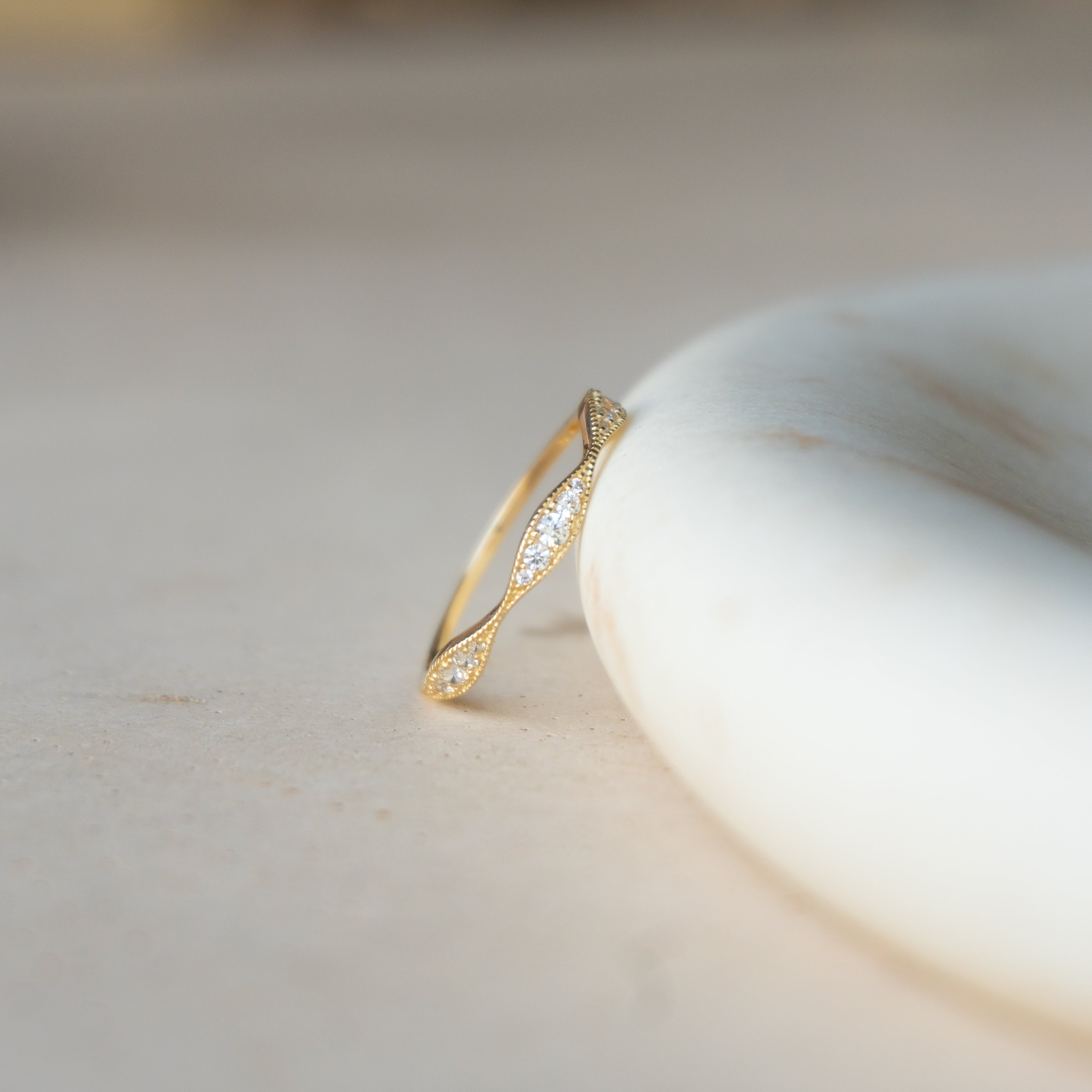 Waves Ring | 6k Solid Gold Everyday Ring – Quarter Carat